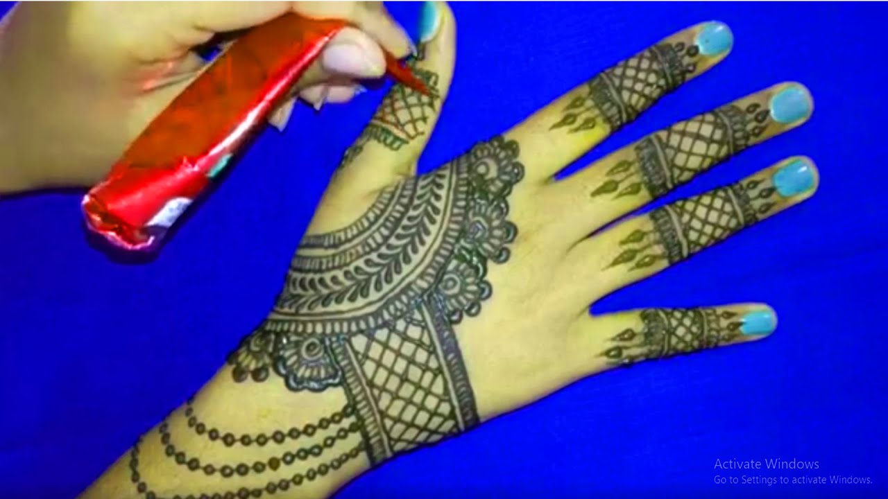 latest check pattern mehndi design for beginners l unique checks/grids ...