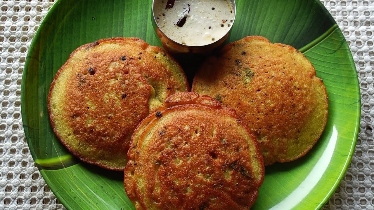 பாரம்பரியமான மொறு மொறு தவல அடை | Traditional thavala adai Recipe in ...