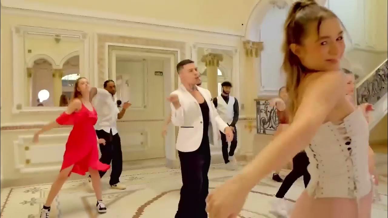 versão 2 de duas princesas de katlen e Emily vick - YouTube