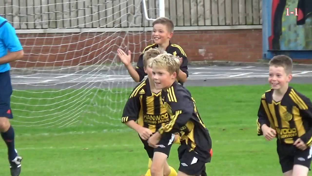 Tullycarnet 04`s 1-2 Harland Youth 04`s - YouTube