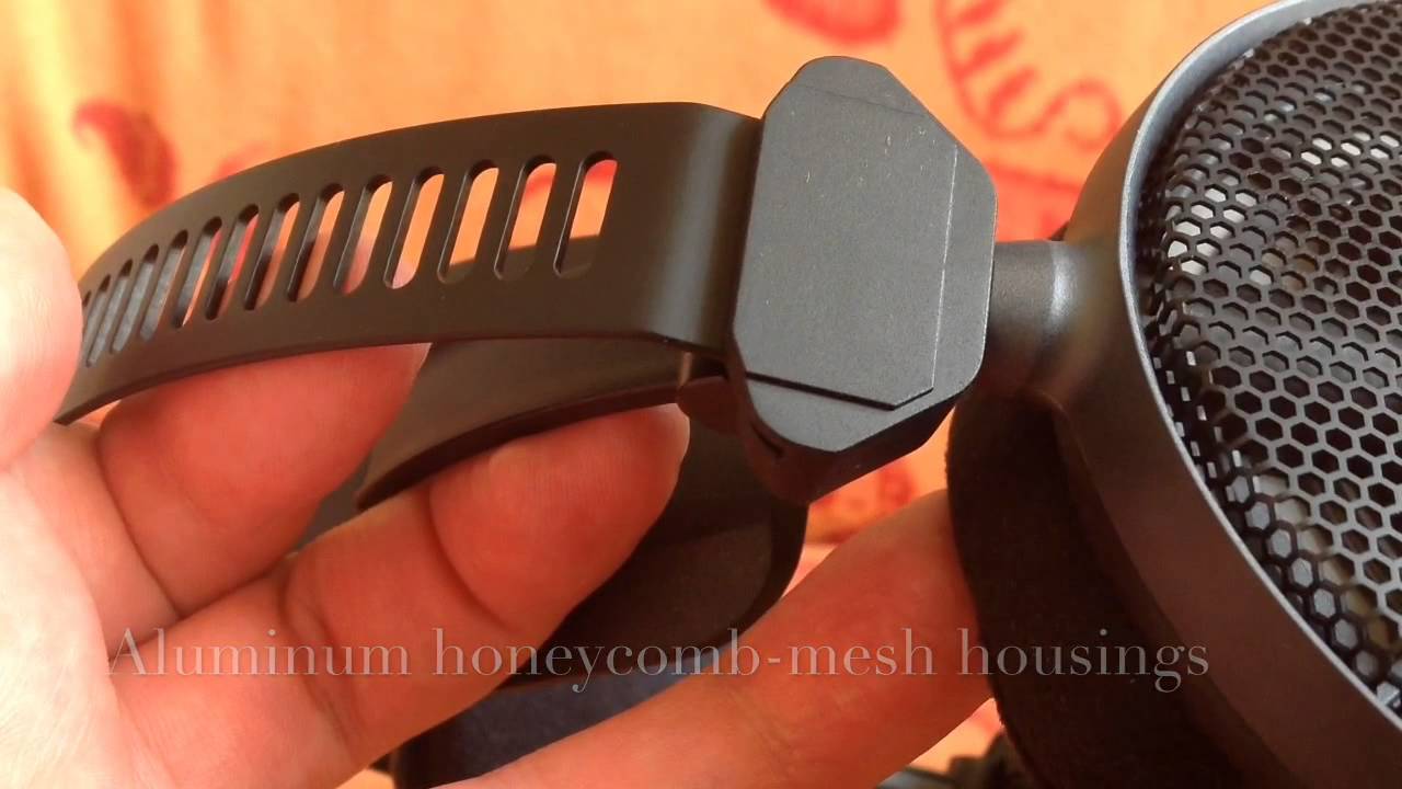 Audio-Technica ATH-R70x details - YouTube