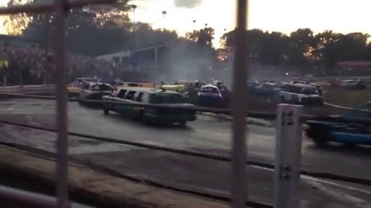 Foxhall Heath Raceway - Ipswich - 2014 Unlimited National Bangers World ...