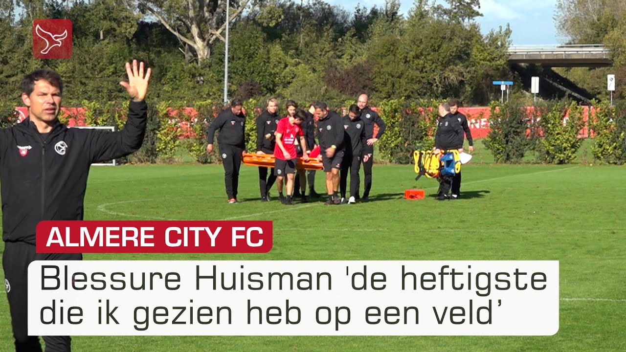 Bas Huisman afgevoerd met zware enkelblessure | Omroep Flevoland - YouTube