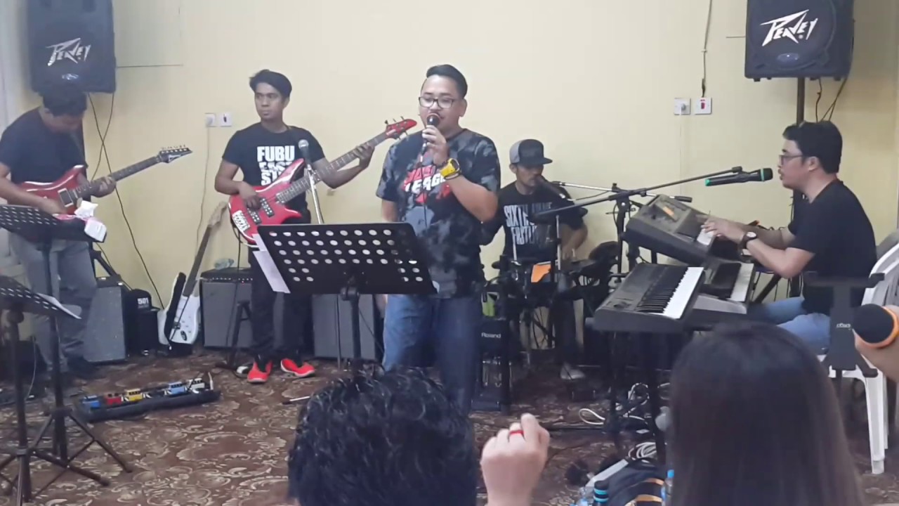 DESPACITO...Cover by Dynamix Band Riyadh - YouTube