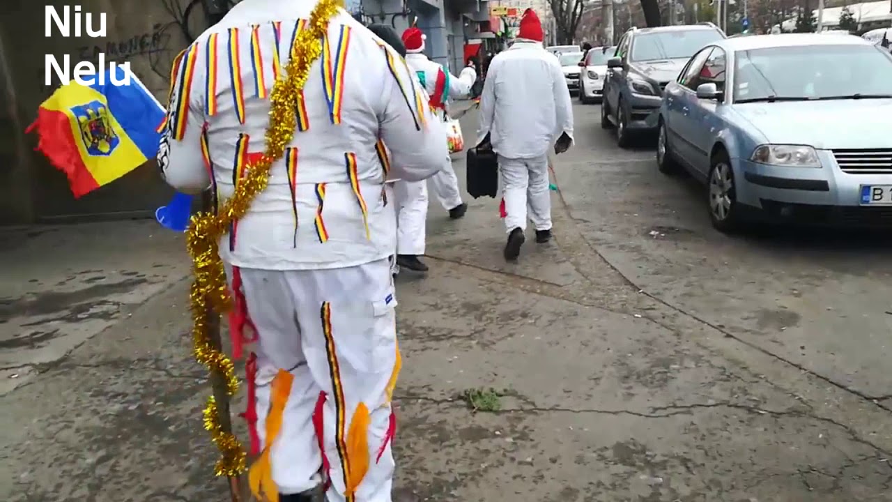 Colindatori in pandemie - YouTube