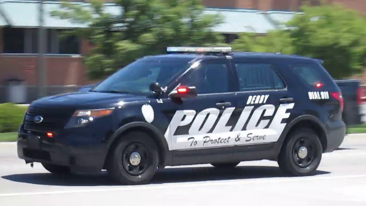 Derby Police Department Responding - YouTube
