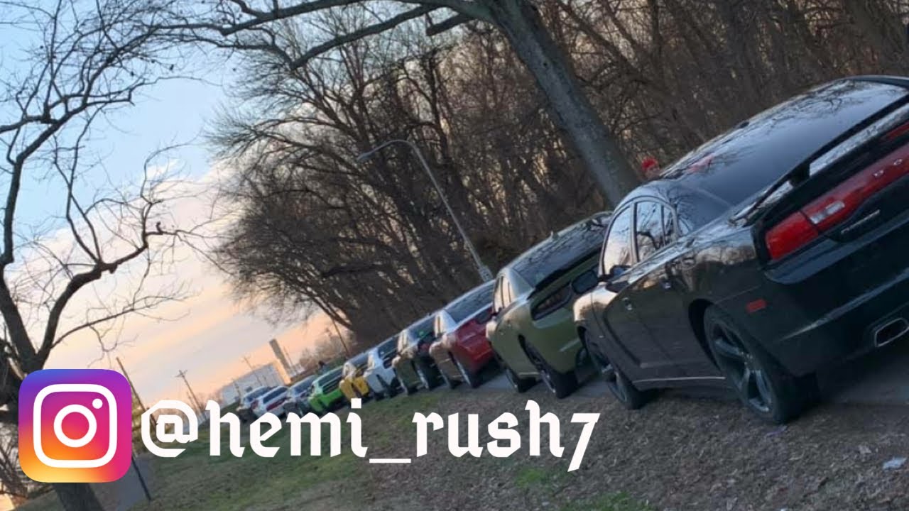 Mopar Muscle Car Meet - YouTube