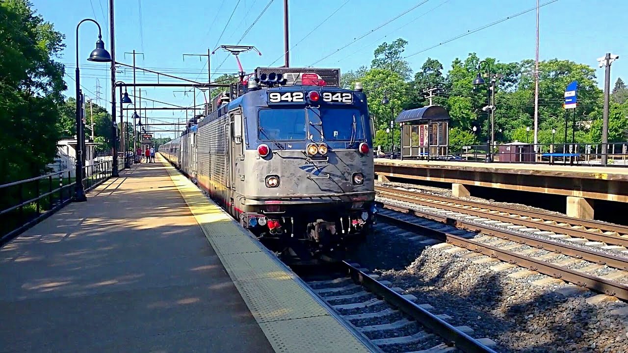 Amtrak AEM-7 Farewell trip - YouTube