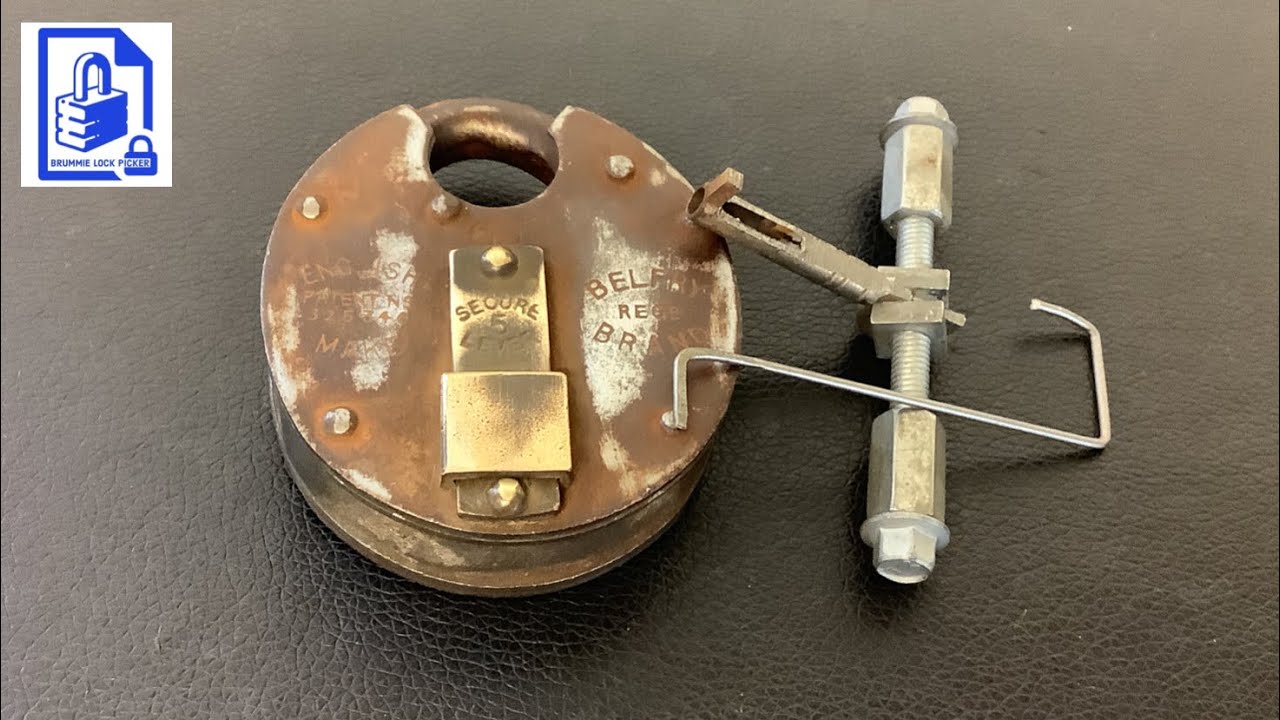713. Old English Belfry 5 lever padlock with a tricky low lever picked ...