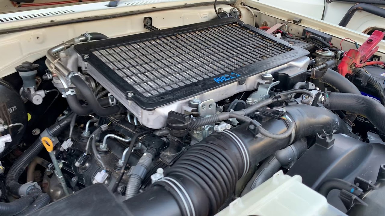 a4821 - V8 Turbo Diesel Toyota Land Cruiser Ute Engine Start Up - YouTube