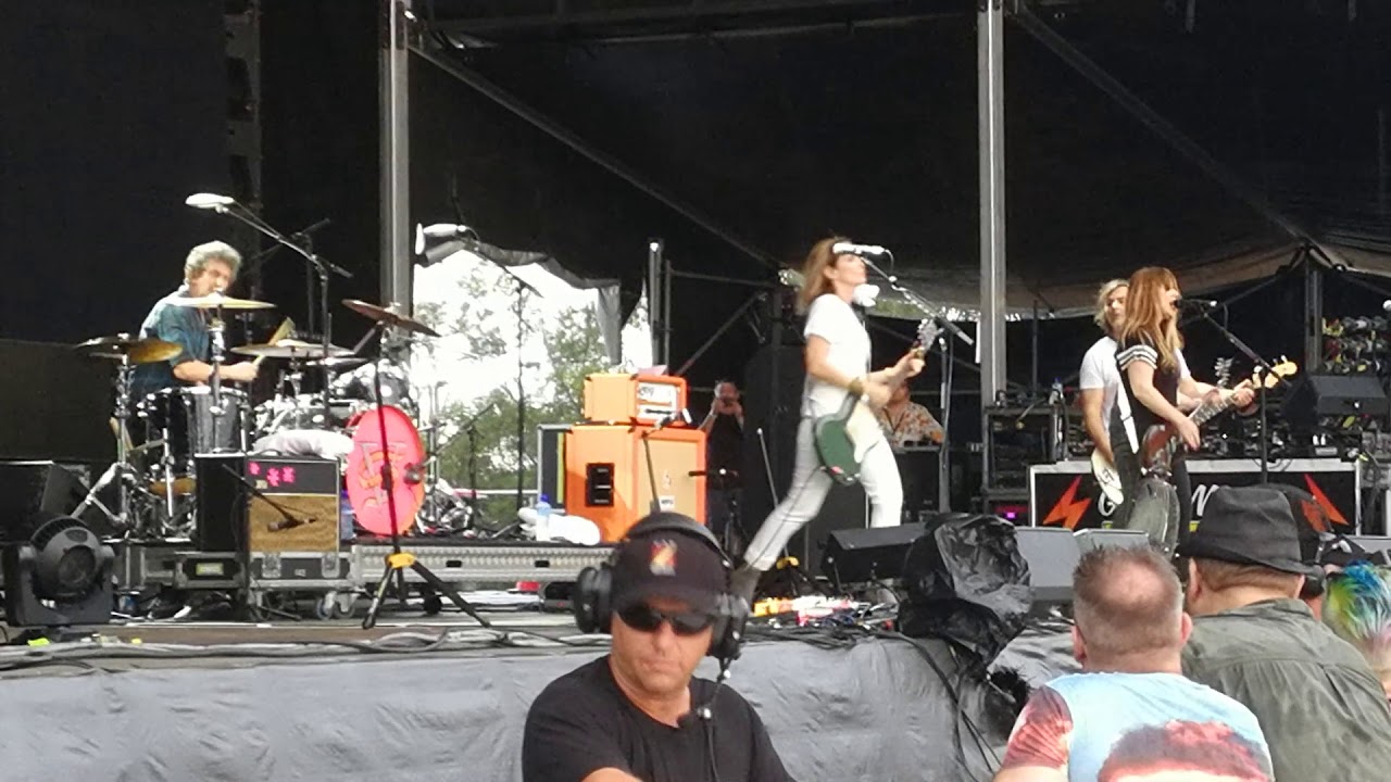 Veruca Salt - Straight - LIVE - Day on the Green Brisbane 2018 - YouTube