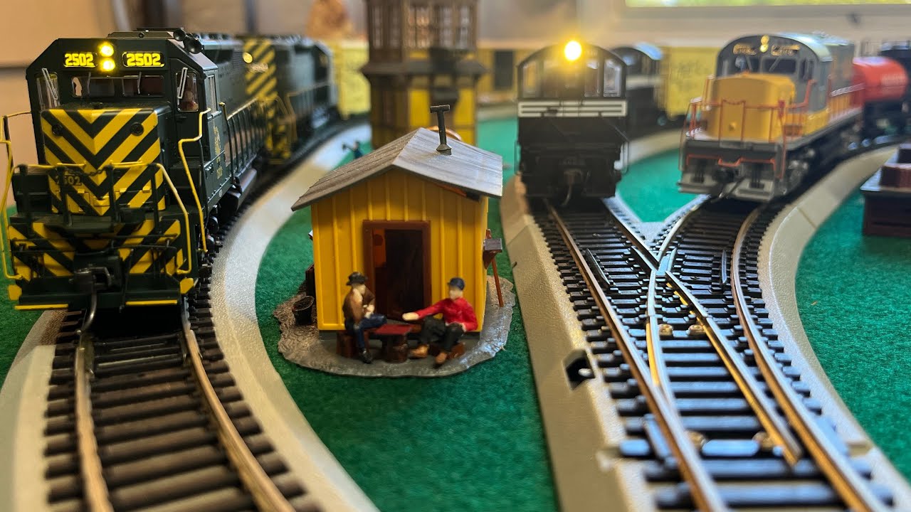 LV, CNJ, and LNE on my HO scale layout - YouTube