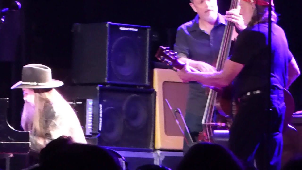 Willie Nelson and Family - Full Show, Live at The Innsbrook Pavilion in ...