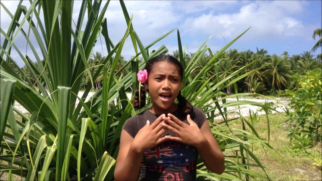 Taku Mama E - Pukapuka Kids - Cook Islands Song - YouTube