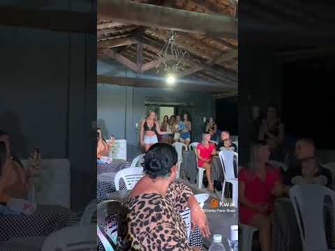 Rayane Cardoso desfile garota verão 2022
