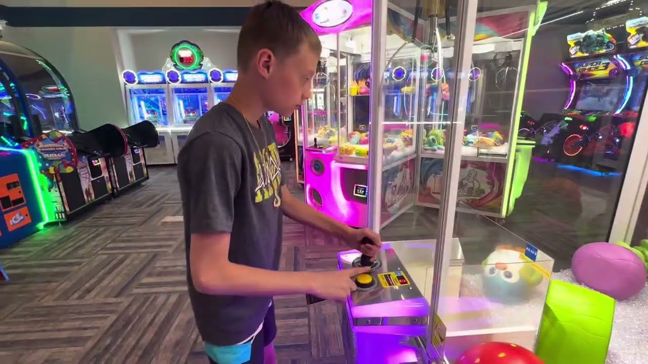 Epic montage of Arcade! | Jimmy The Puppet Part II: The Cult - YouTube