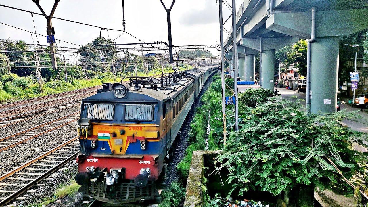 11012 Dhule - Mumbai CSMT Express with KYN WCAM-3 - YouTube