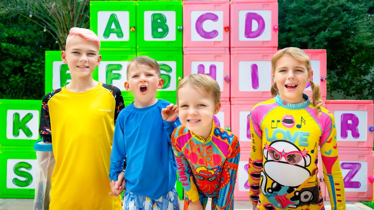 Cinco crianças aprendendo o Alfabeto Infinito | Descobrindo o ABC - YouTube