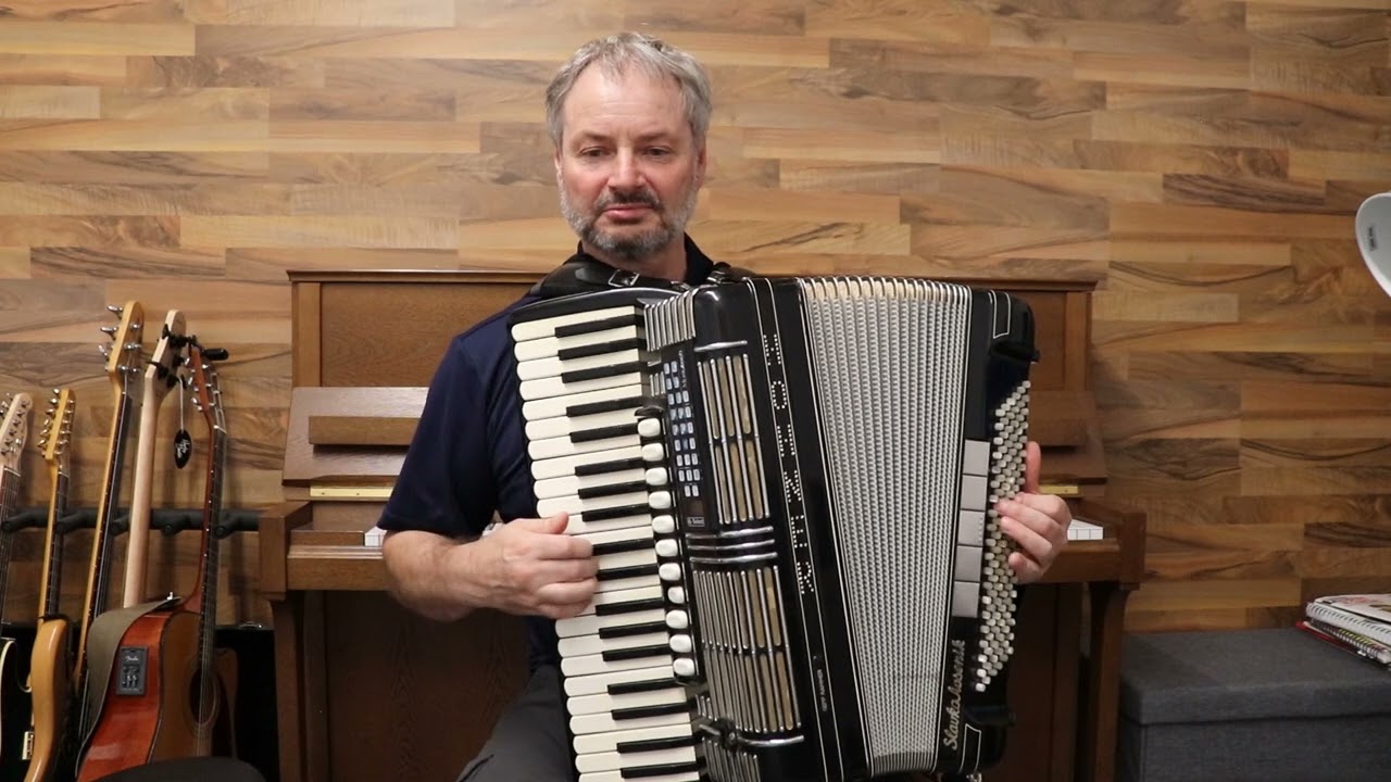 Sepp Rammer - Amorada Chords - Chordify