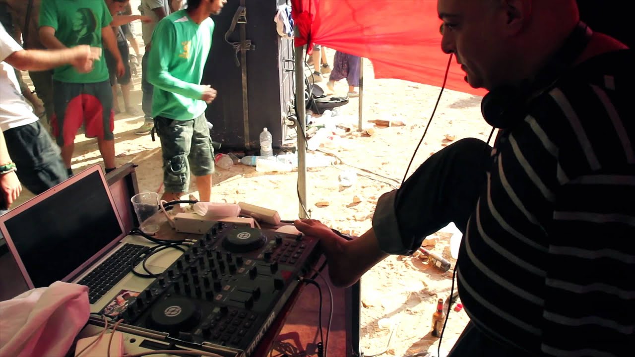 Pascal Kleiman & DJ Darwish at Desert Party - Israel :: 2011 - YouTube