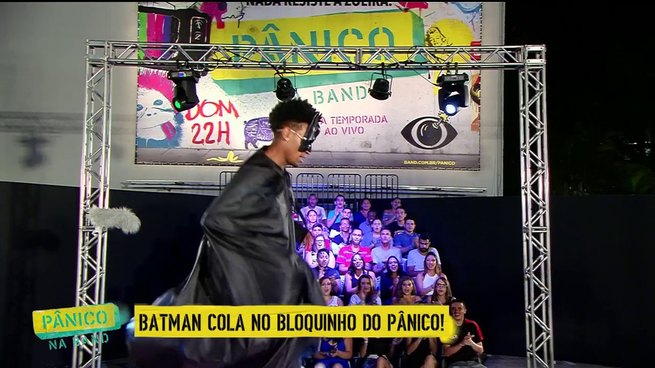 BLOCO DO PÂNICO: BATMAN CAI NA DANÇA - YouTube