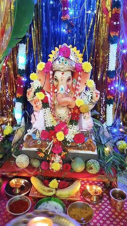 Ganesh Aarti #aarthi #ganesha #trending #ytshorts - YouTube