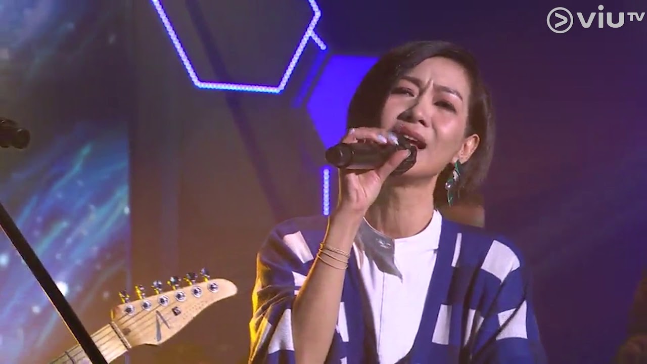 《CHILL CLUB》示範如何溫柔地搖滾! Joey Tang X 趙學而《長大 - YouTube