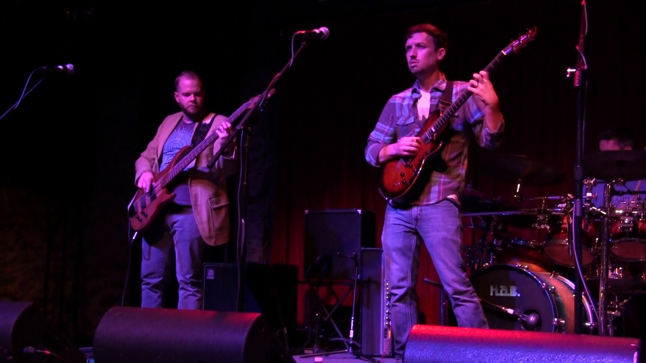 Halem Albright "Breathe" & "Y.U.M.3" @ Foundry 1-4-17 - YouTube