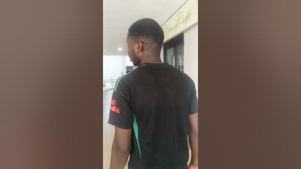 Chilling with my young brother - YouTube