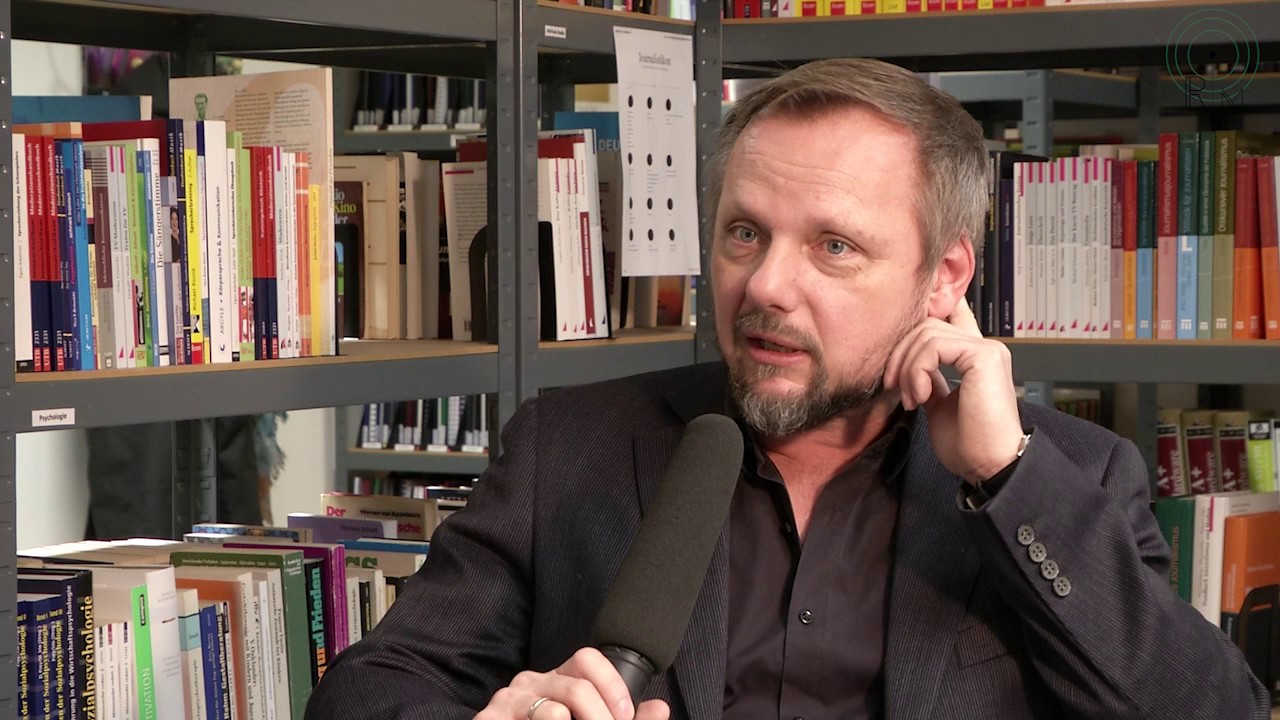 Interview mit Prof. Dr. Michael Beuthner - YouTube
