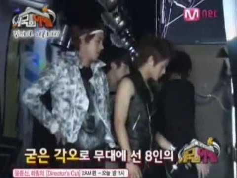 [ZE:A Cut] Heechul as backstage crew while ZE:A performs wingcar - YouTube