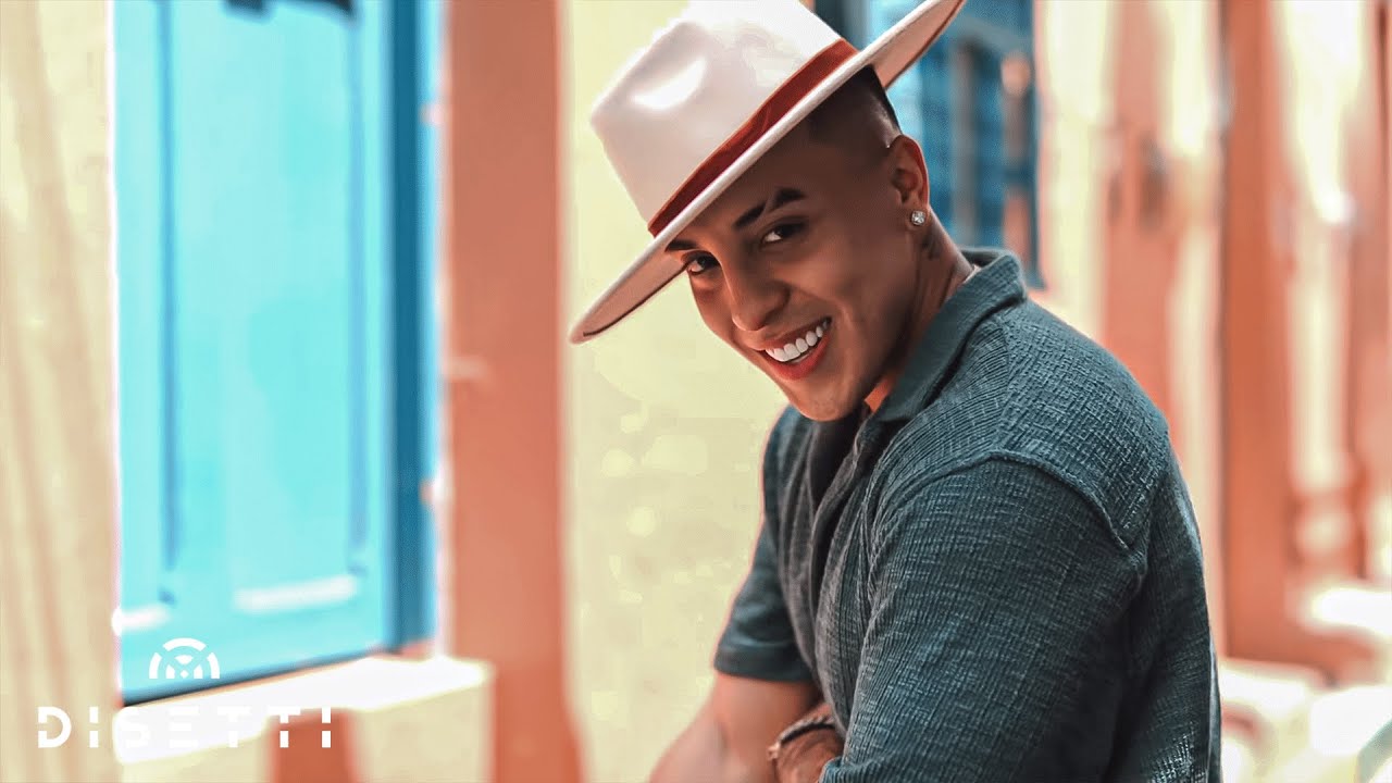 Breko - Una Chimbita Como Tu (Official Music Video) - YouTube