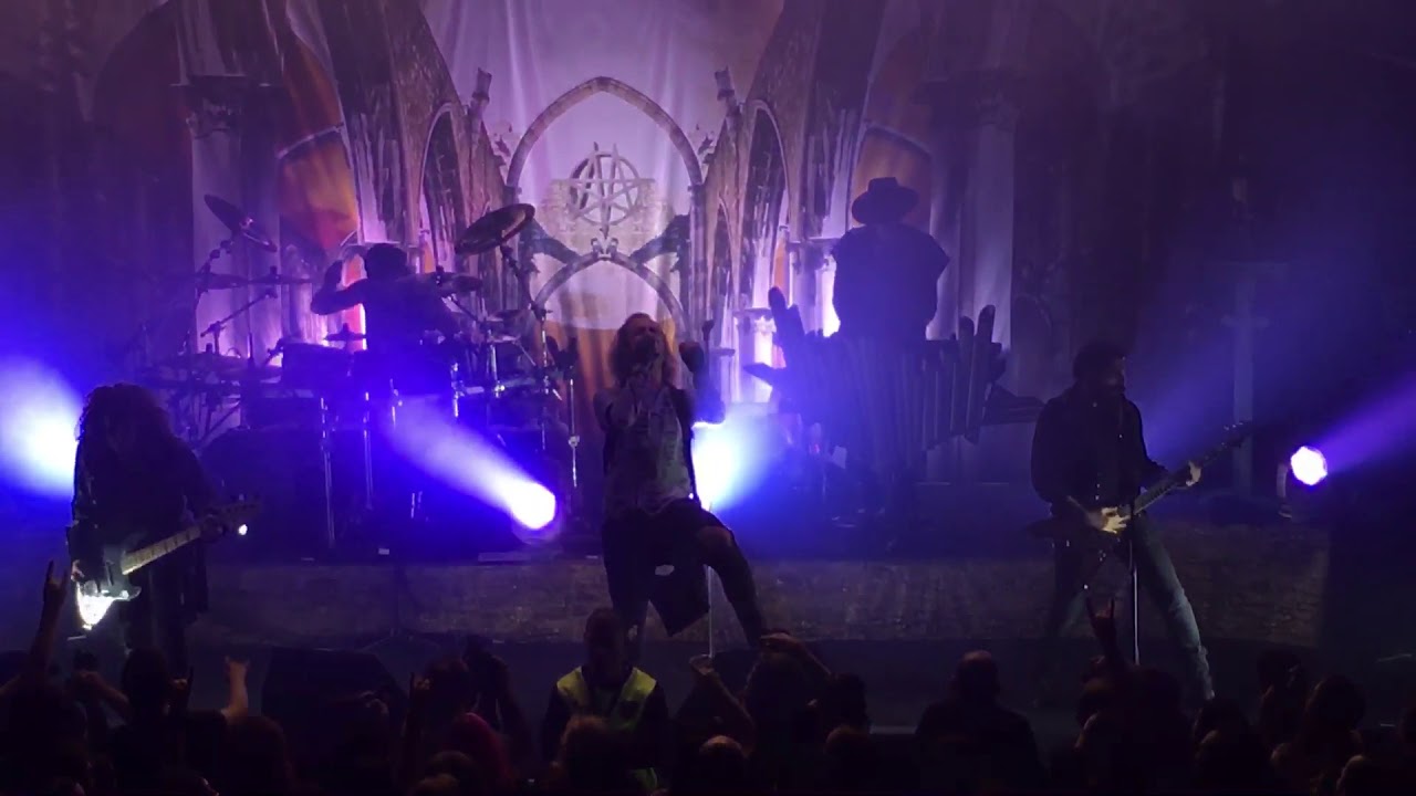 Moonspell - 1° de Novembro (Lisboa ao Vivo - 31-10-2017) - YouTube