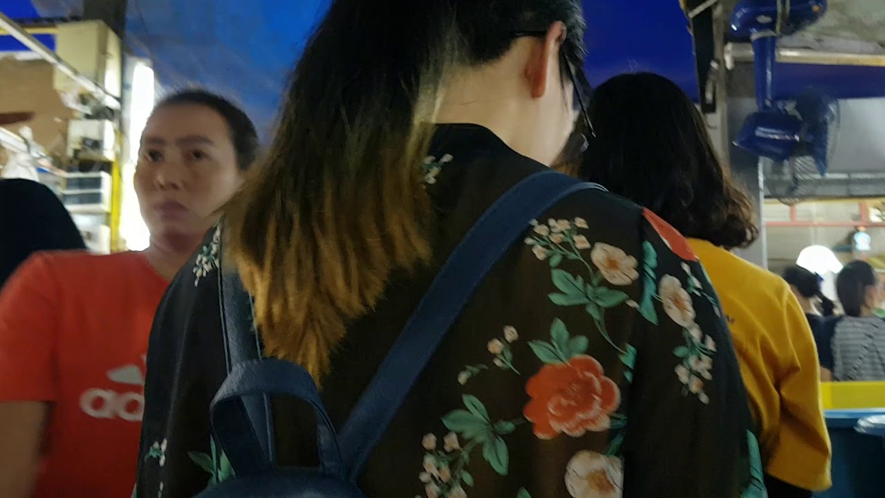 2 Night market in Kamphaeng Phet - YouTube