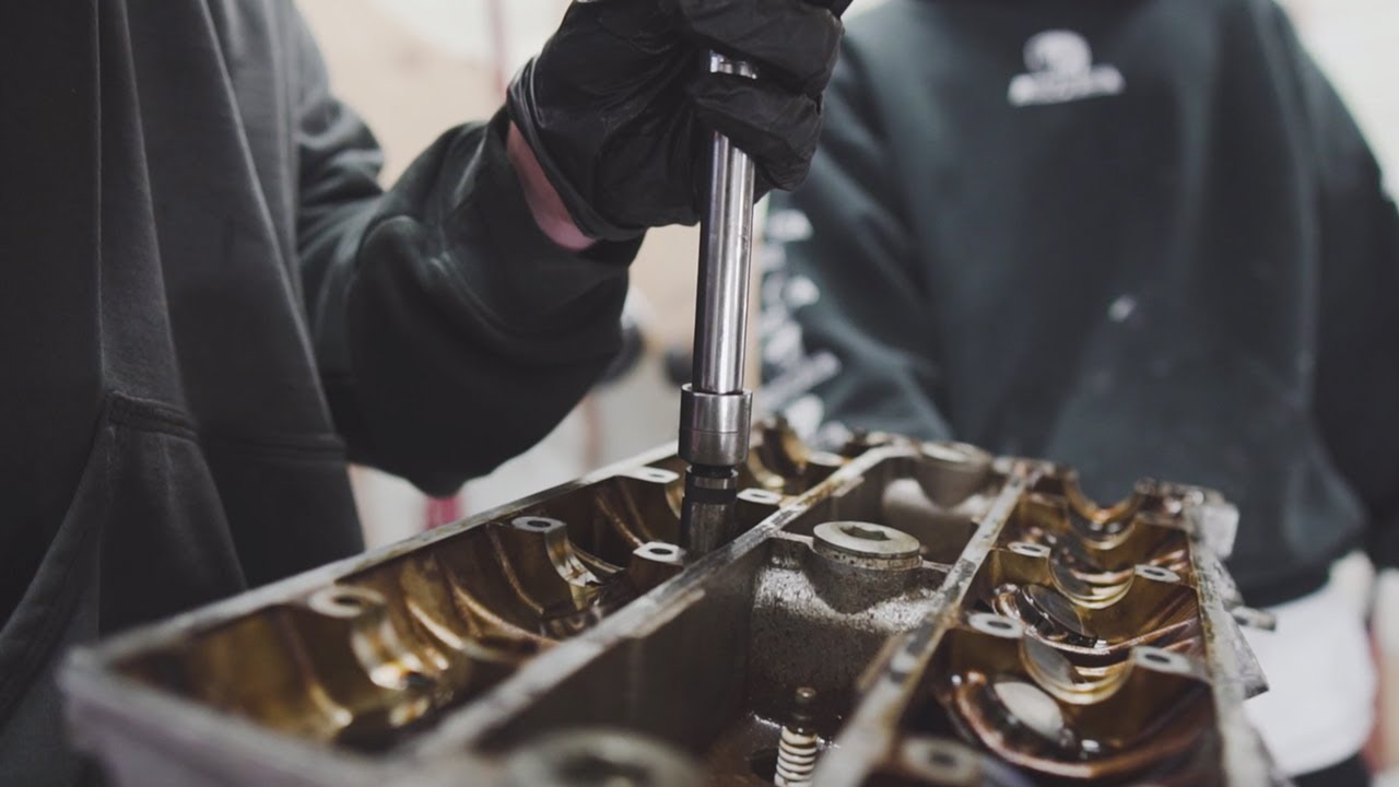 4AGE ENGINE REBUILD BEGINS (DISASSEMBLY) - YouTube