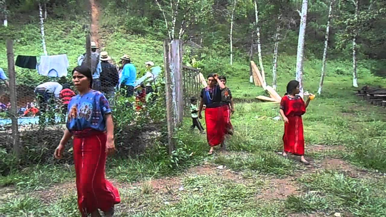 Mujeres Ixiles - YouTube