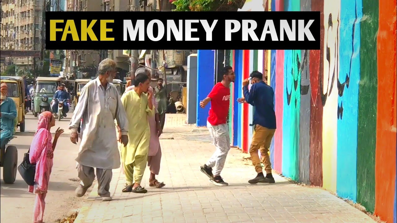 Fake money Prank | prank in Pakistan | Social Pranks - YouTube