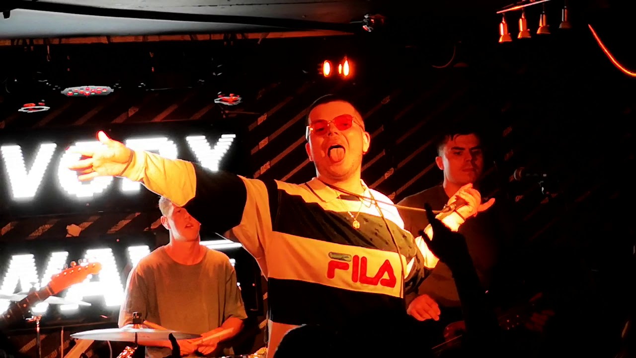 Ivory Wave - Club - YouTube