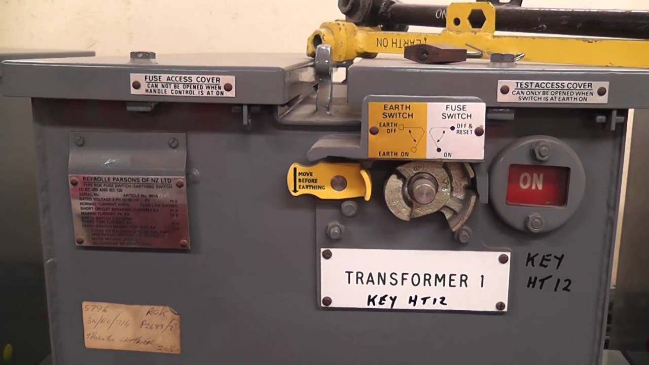 Reyrolle ROK and ROS High Voltage Oil Swithes - YouTube