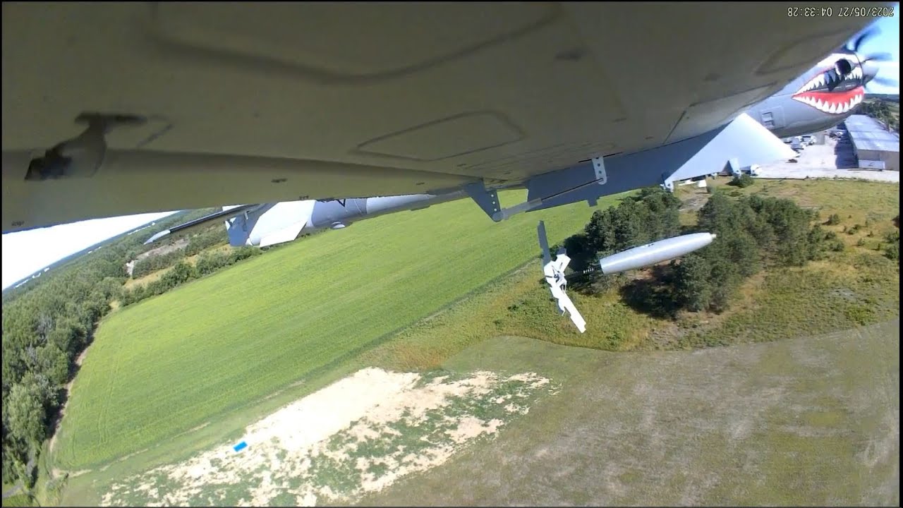 Super Tucano FPV and bomb drop - YouTube