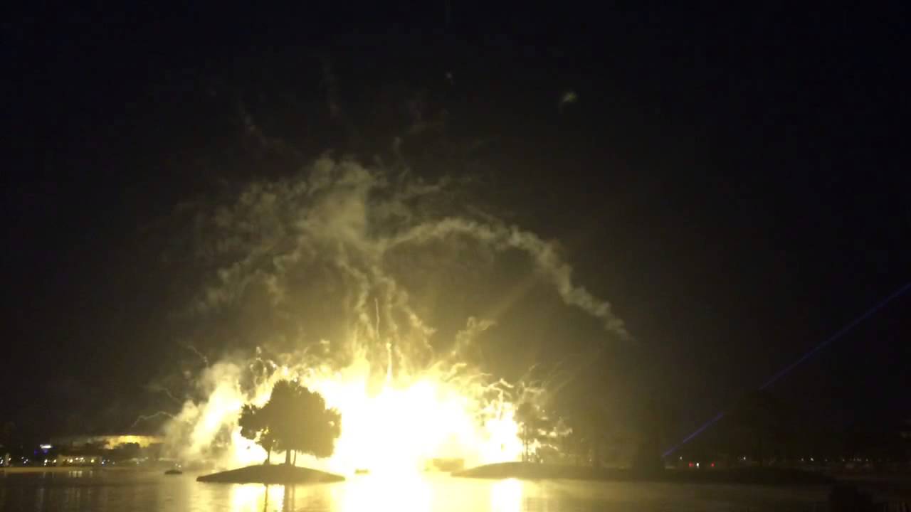 Epcot World Showcase Fireworks, part 1 - YouTube