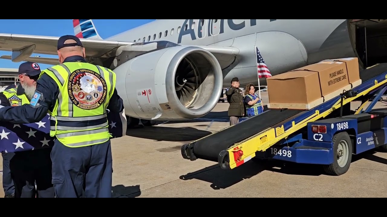 PFC Charles Dickman, US ARMY 🇺🇸 DFW - YouTube