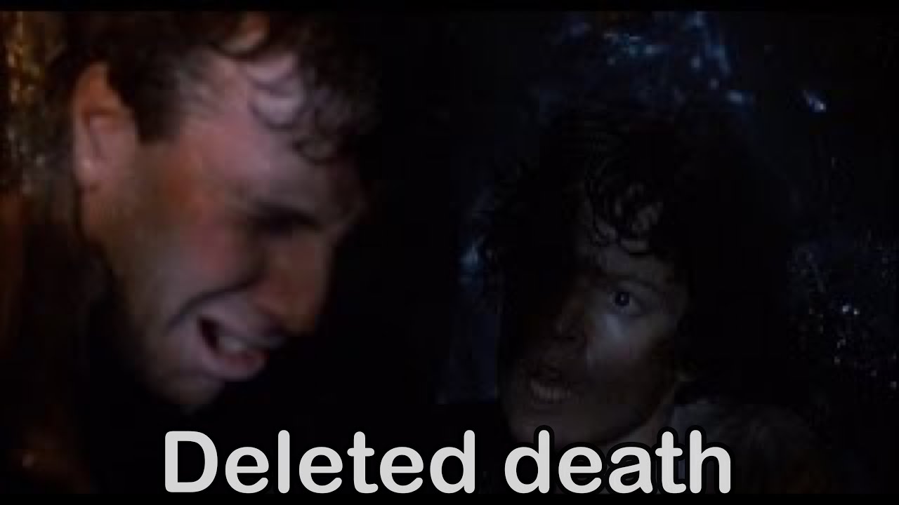 ALIENS (1986) Ripley hands Burke a something 💣🔥Deleted Death - YouTube