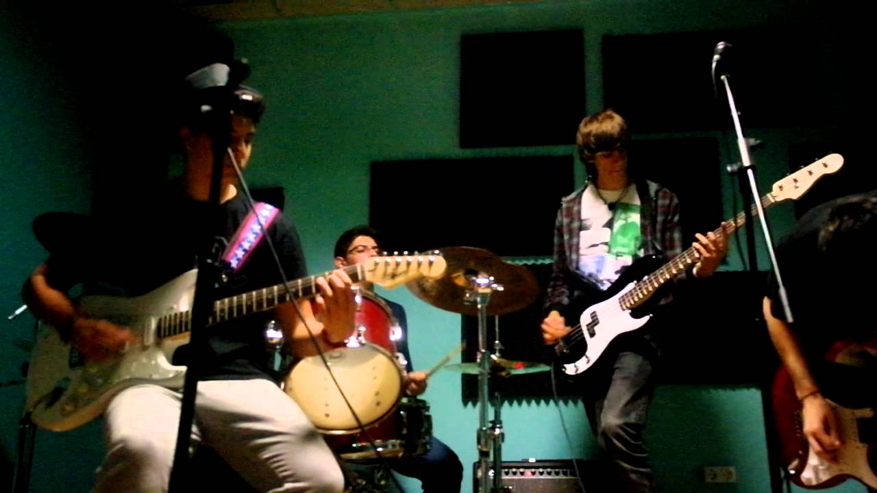 Centipede - The break for smoking - YouTube