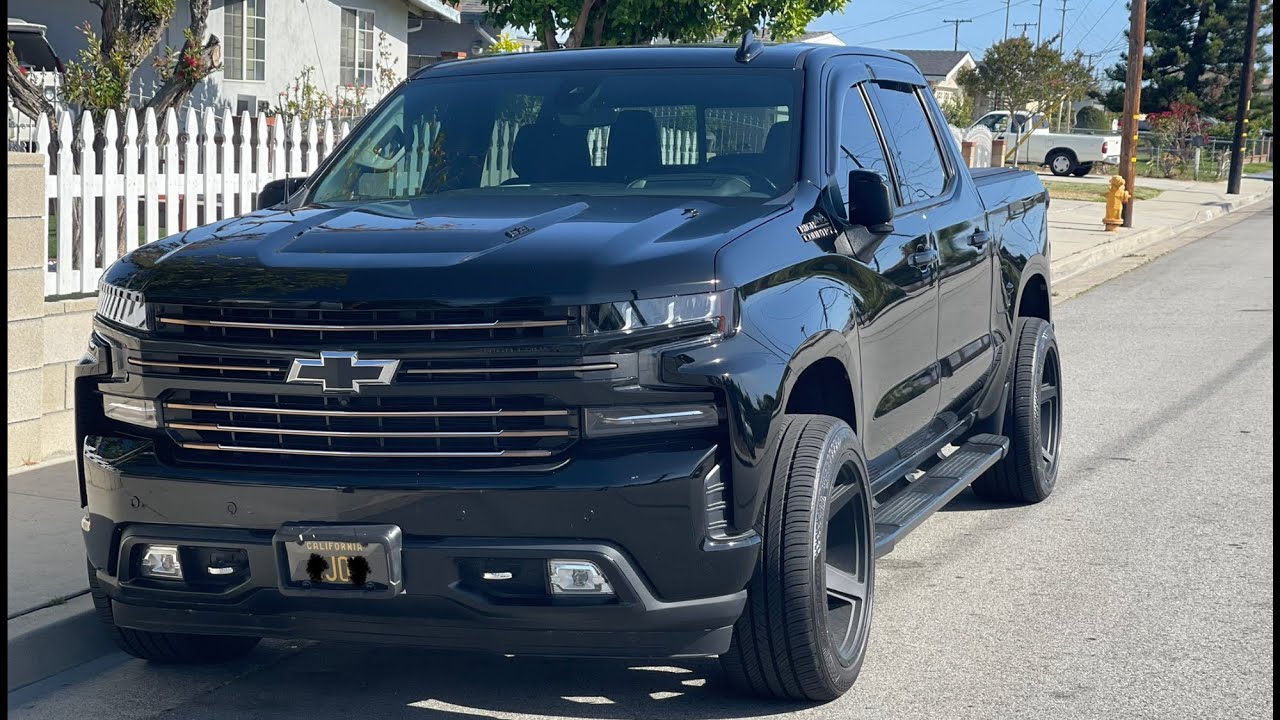 2021 Silverado High Country black with 22x12 6.2 mods - YouTube