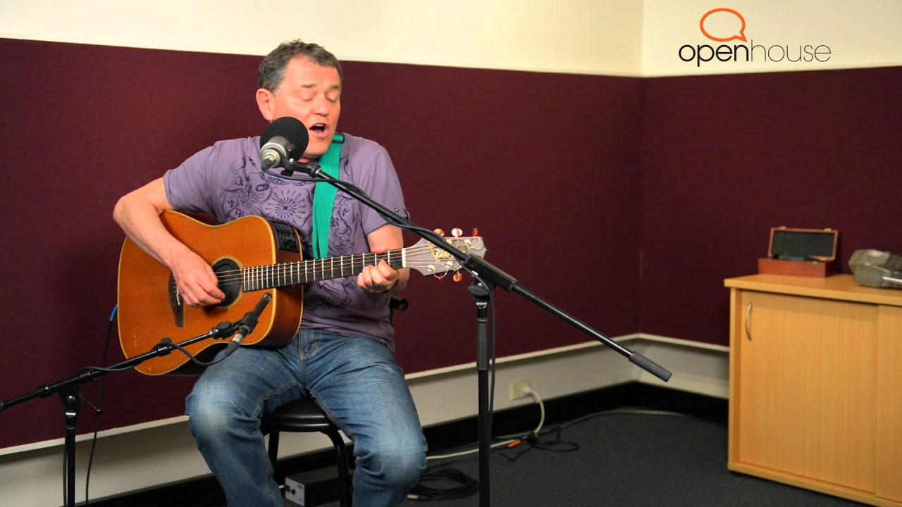 Peter Combe - Tadpole Blues Live in the Open House studio - YouTube