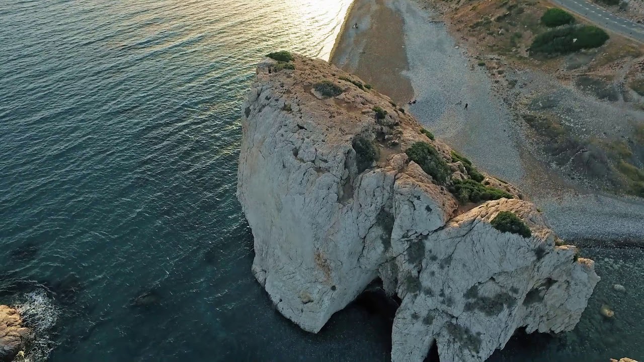 Πετρα του Ρωμιου, Παφος - YouTube