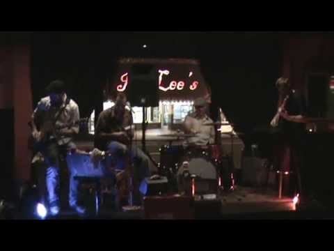 Billy Watson and his International Silver String Submarine Band - YouTube