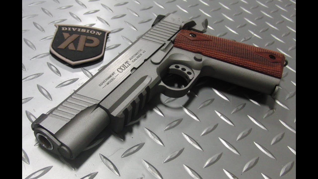 Playing roblox NPC gun testing - YouTube