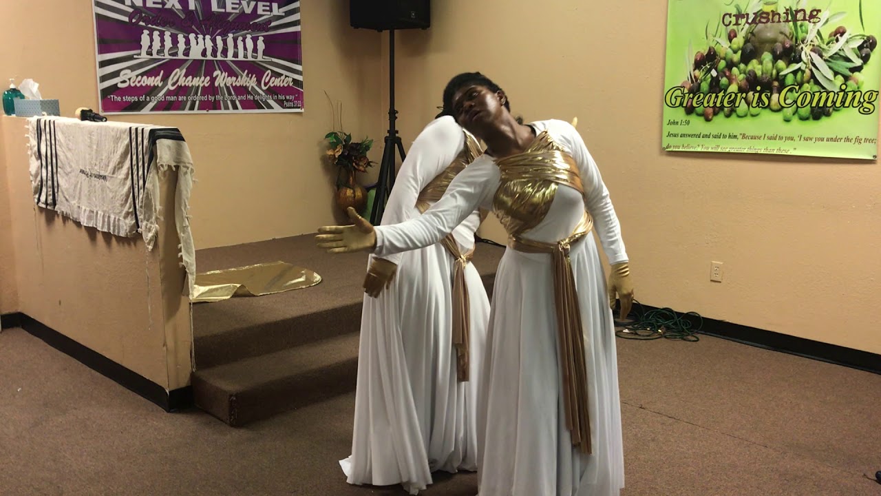Glory To The Lamb by Geoffrey Golden - YouTube